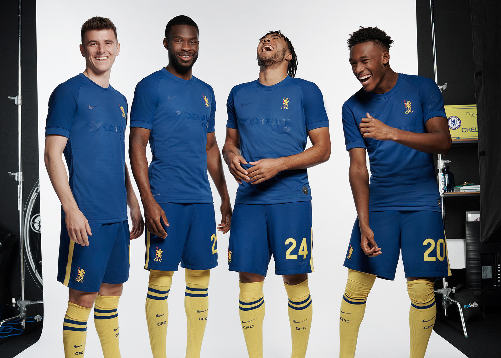 Chelsea lança uniforme em comemoração aos 50 anos do título da FA Cup ... Chelsea lança uniforme em comemoração aos 50 anos do título da FA Cup ...