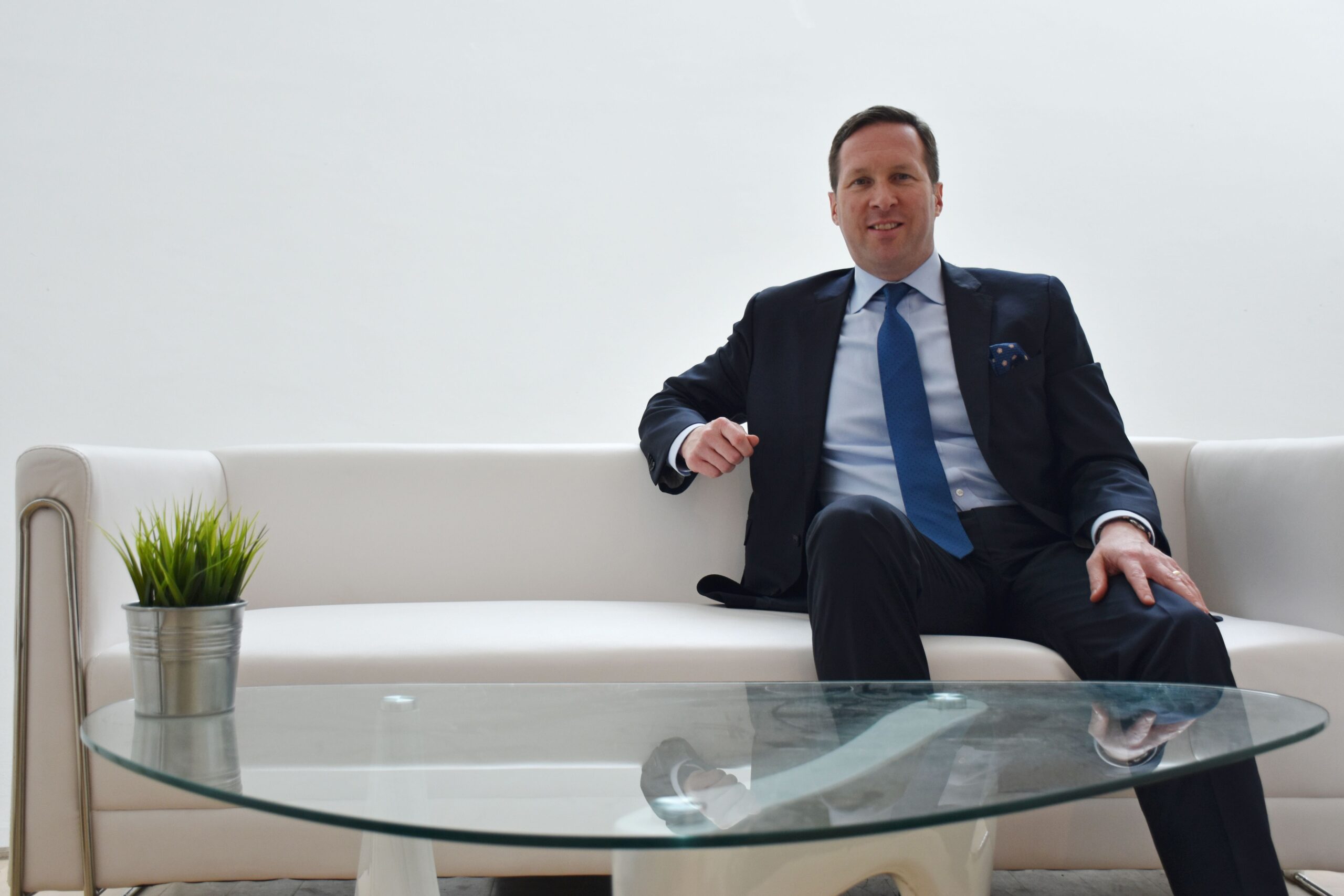 Chelsea nomeia Tom Glick como novo presidente de negócios do clube - O ...