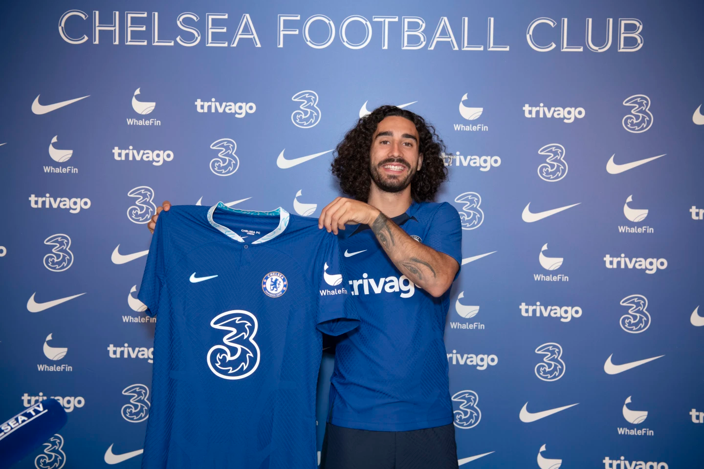 Chelsea anuncia a contratação de Marc Cucurella em um contrato de seis ...