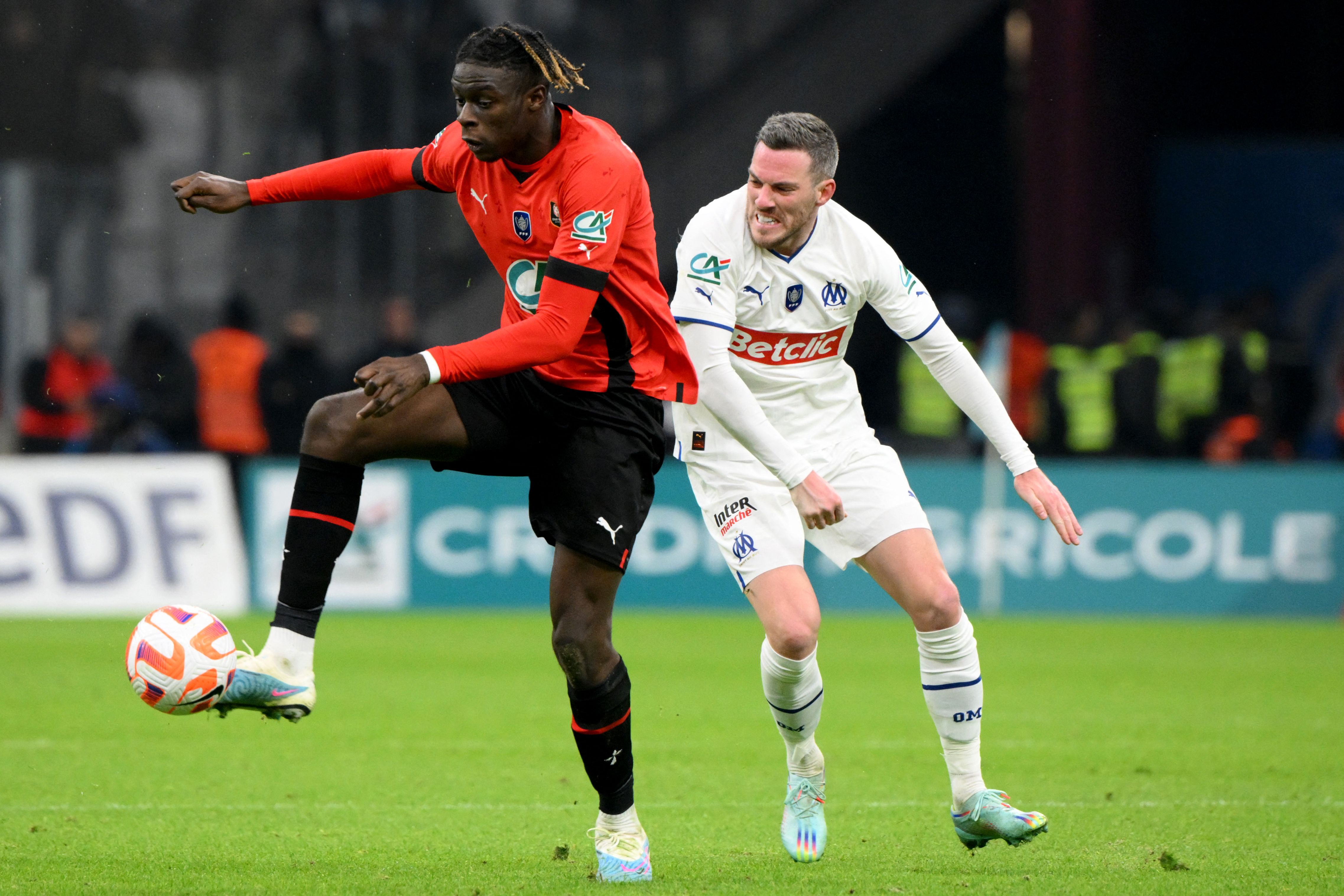 Chelsea chega a acordo pela contratação de Lesley Ugochukwu, do Rennes ...