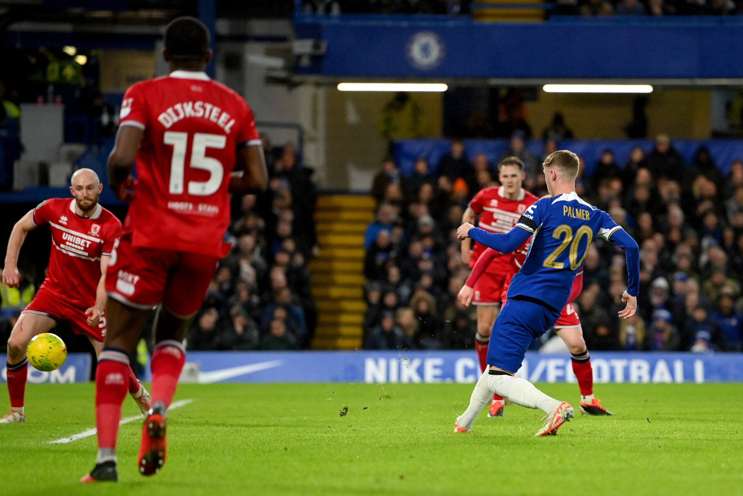 Chelsea atropela o Middlesborough e avança pra final da Carabao Cup - O ...