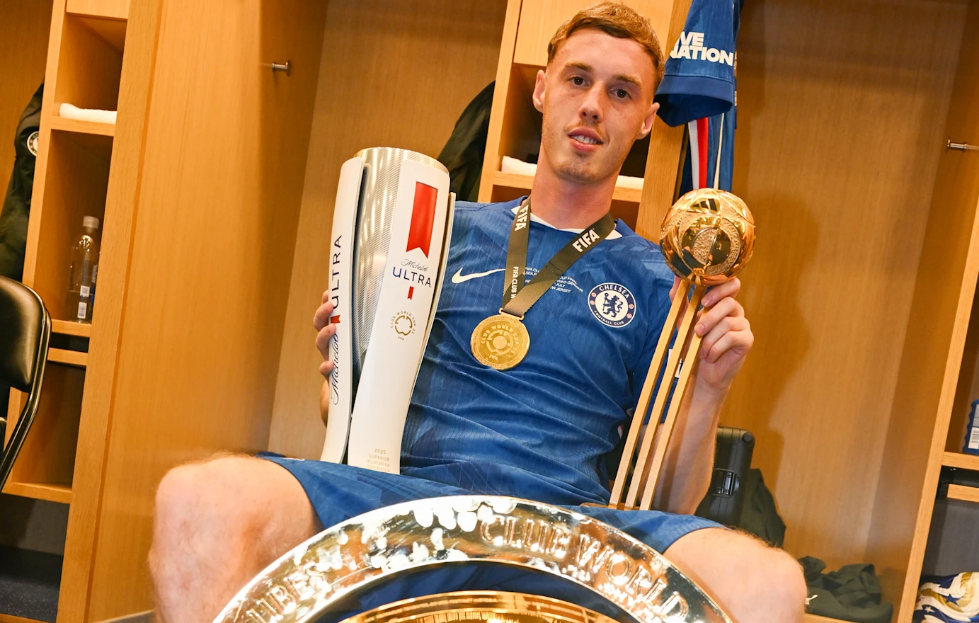 Cole Palmer fica em oitavo lugar no prêmio do Bola de Ouro e Estêvão ...